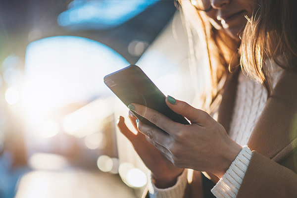 Mobile Technology Improves Communication - VoiceSage